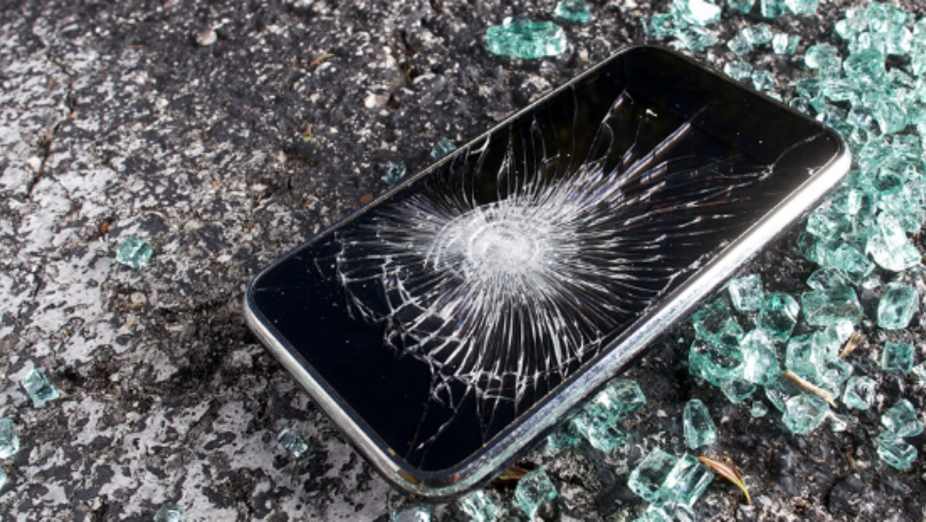 More than 130 people caught driving whilst using mobile phones on ...