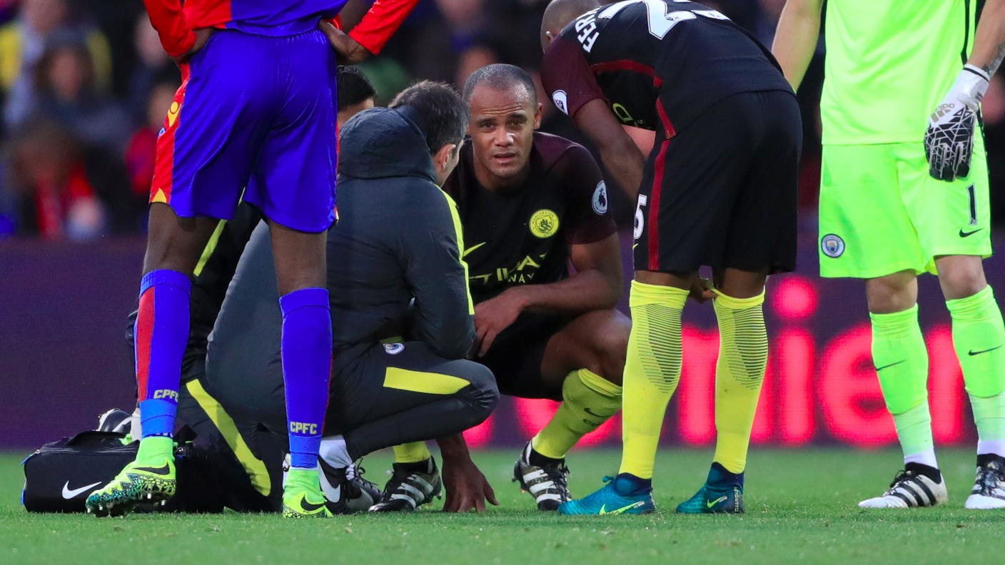 Guardiola confirms Kompany knee ligament injury | ITV News