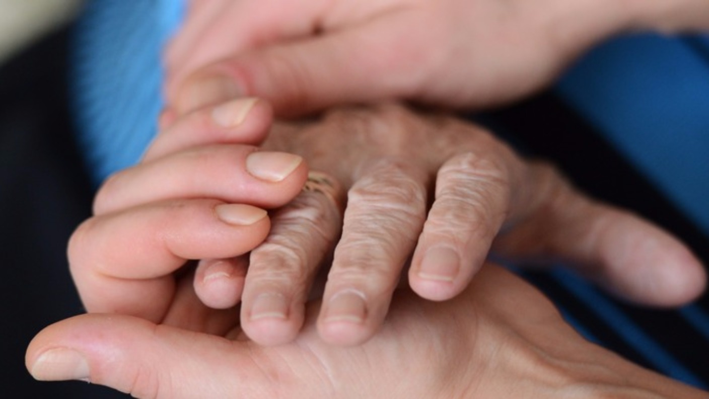 1 in 10 people won't get a break from caring this Christmas | ITV News ...