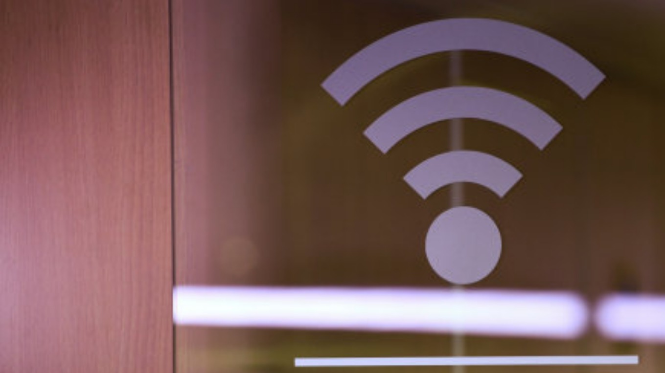 Hospital wifi set to be improved at hospitals in Singleton, Glanrhyd ...