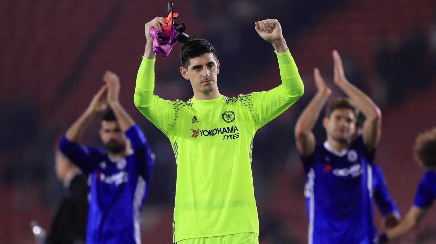 Chelsea goalkeeper Thibaut Courtois scores a stunning freekick in ...