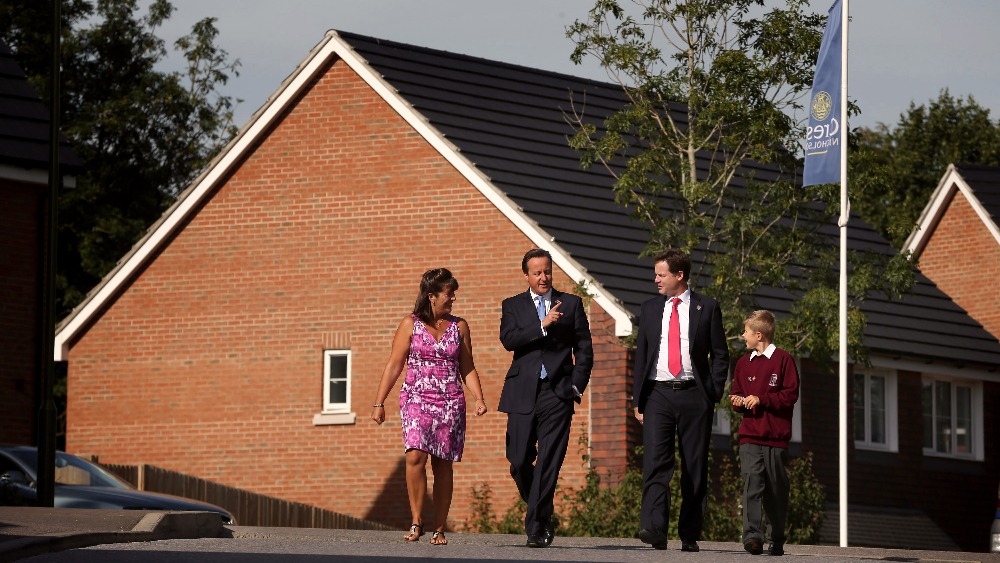 Government pledges to 'get Britain building' by easing restrictions on ...