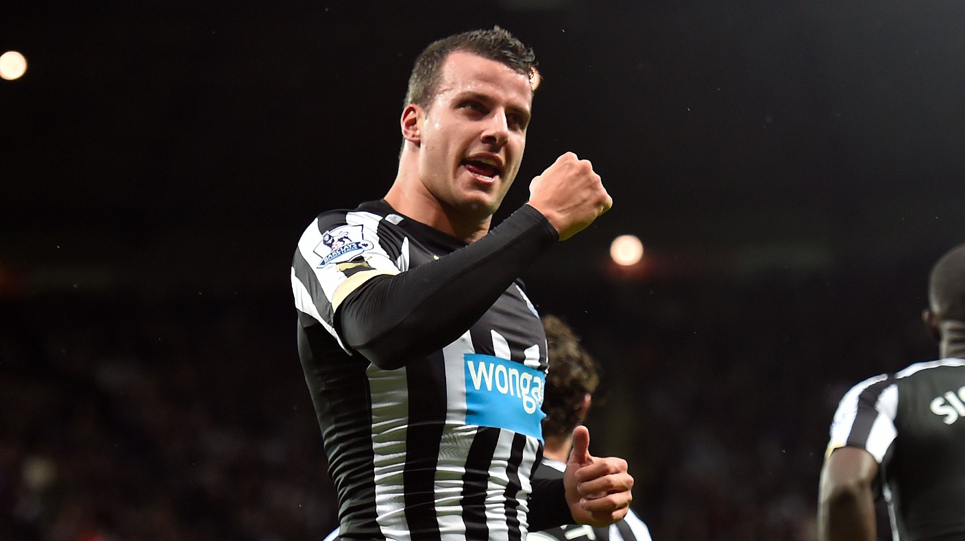 Former Newcastle United defender signs for Ipswich Town | ITV News Tyne ...