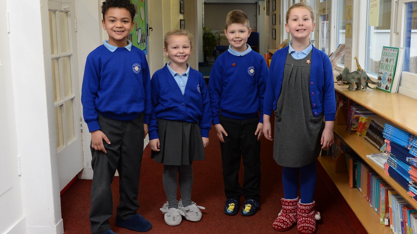 School lets pupils wear slippers in bid to improve grades | ITV News