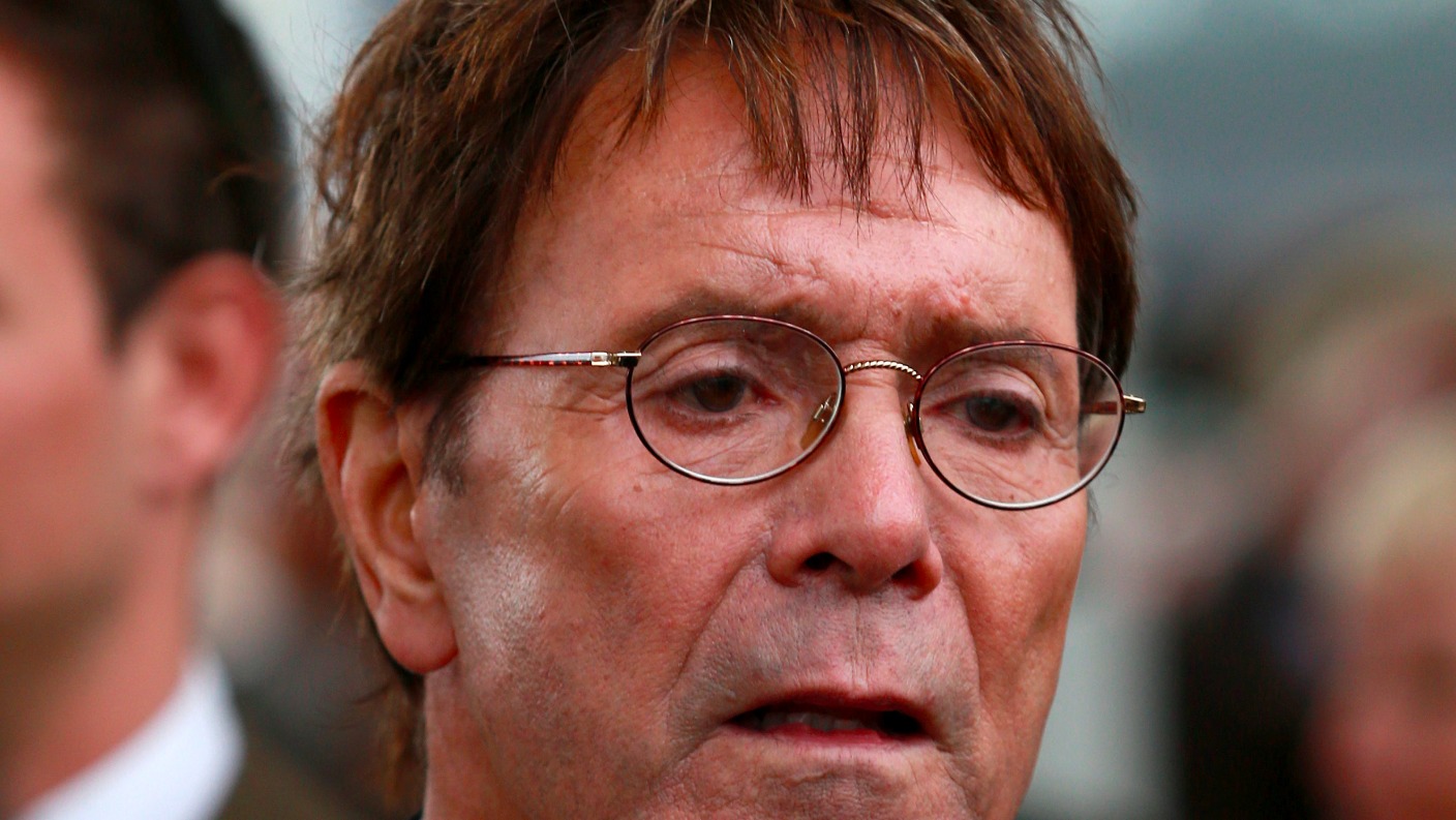 South Yorkshire Police 'strong-armed' by BBC into revealing Cliff ...