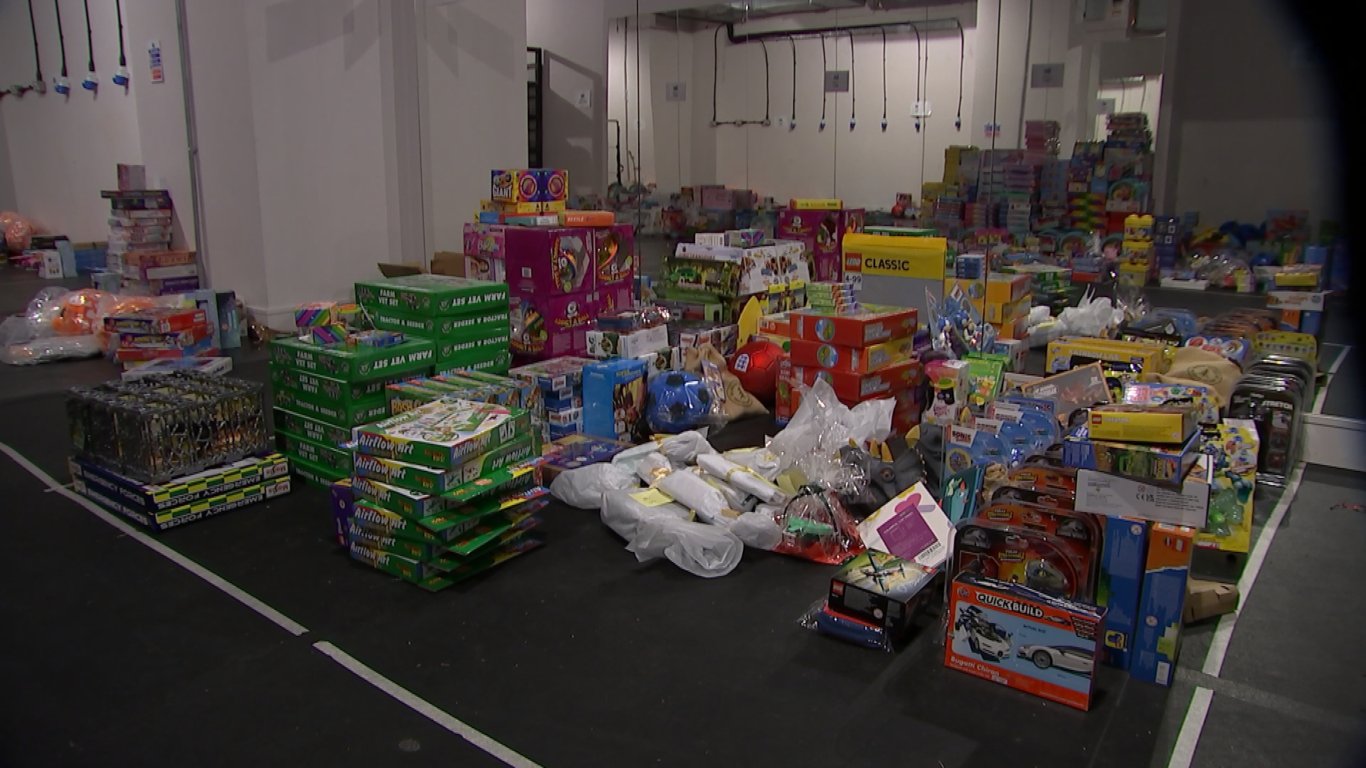 East London's Christmas toy appeal to bring festive cheer to families ...