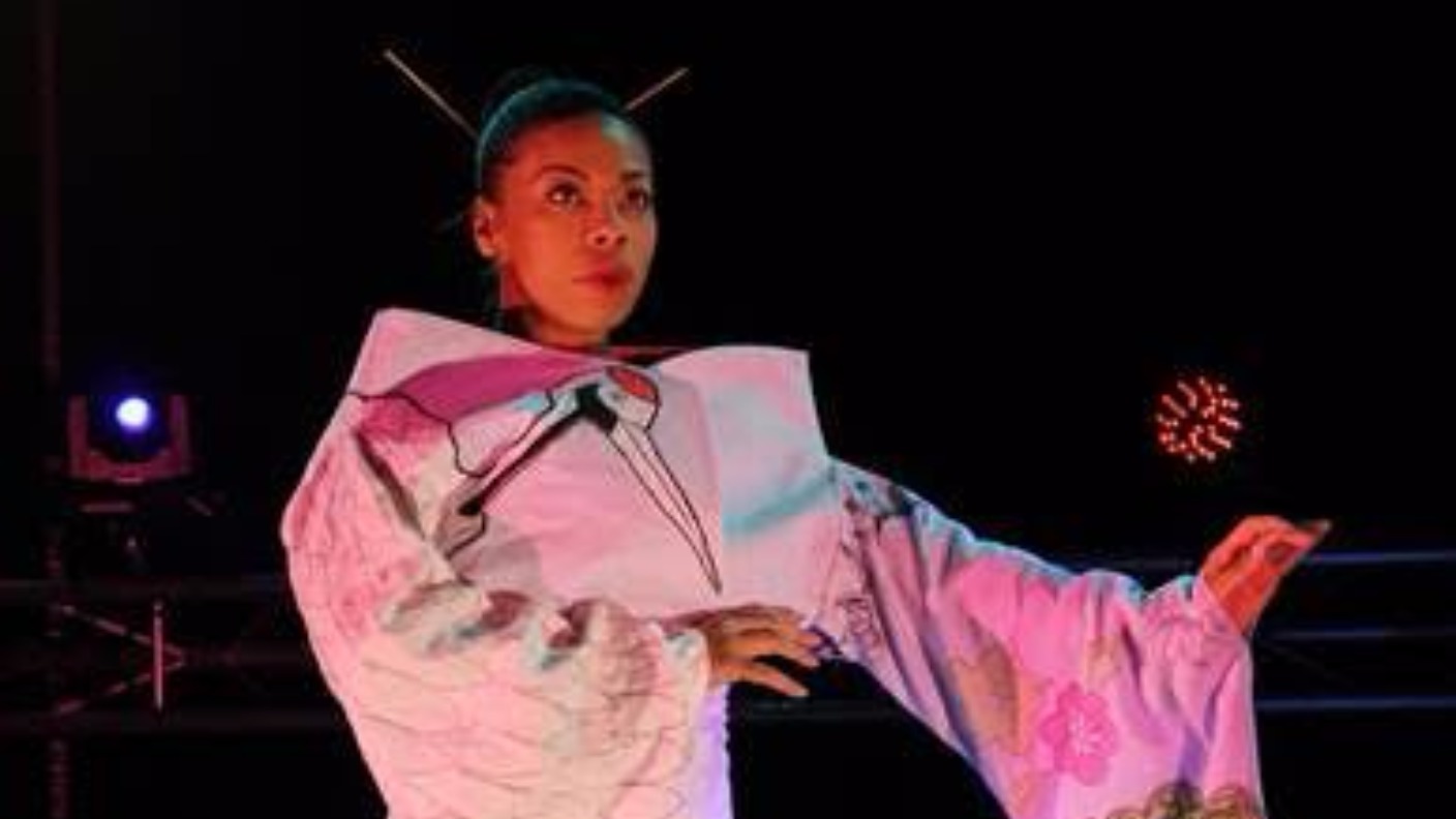 Standing ovation for Liverpool costume designer's opera debut | ITV ...