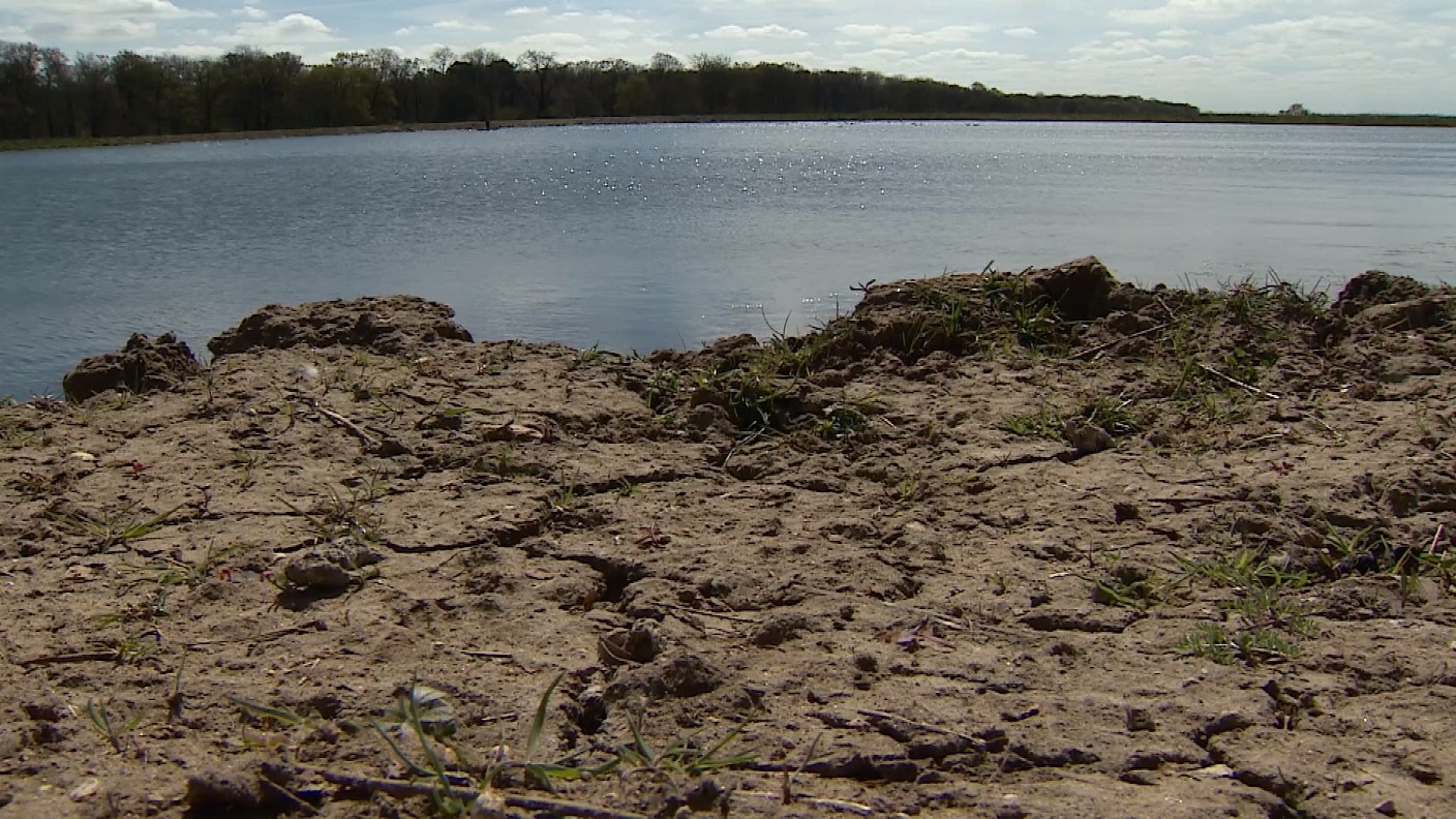 Just how dry has it been? ITV Anglia weather forecaster Aisling Creevey ...