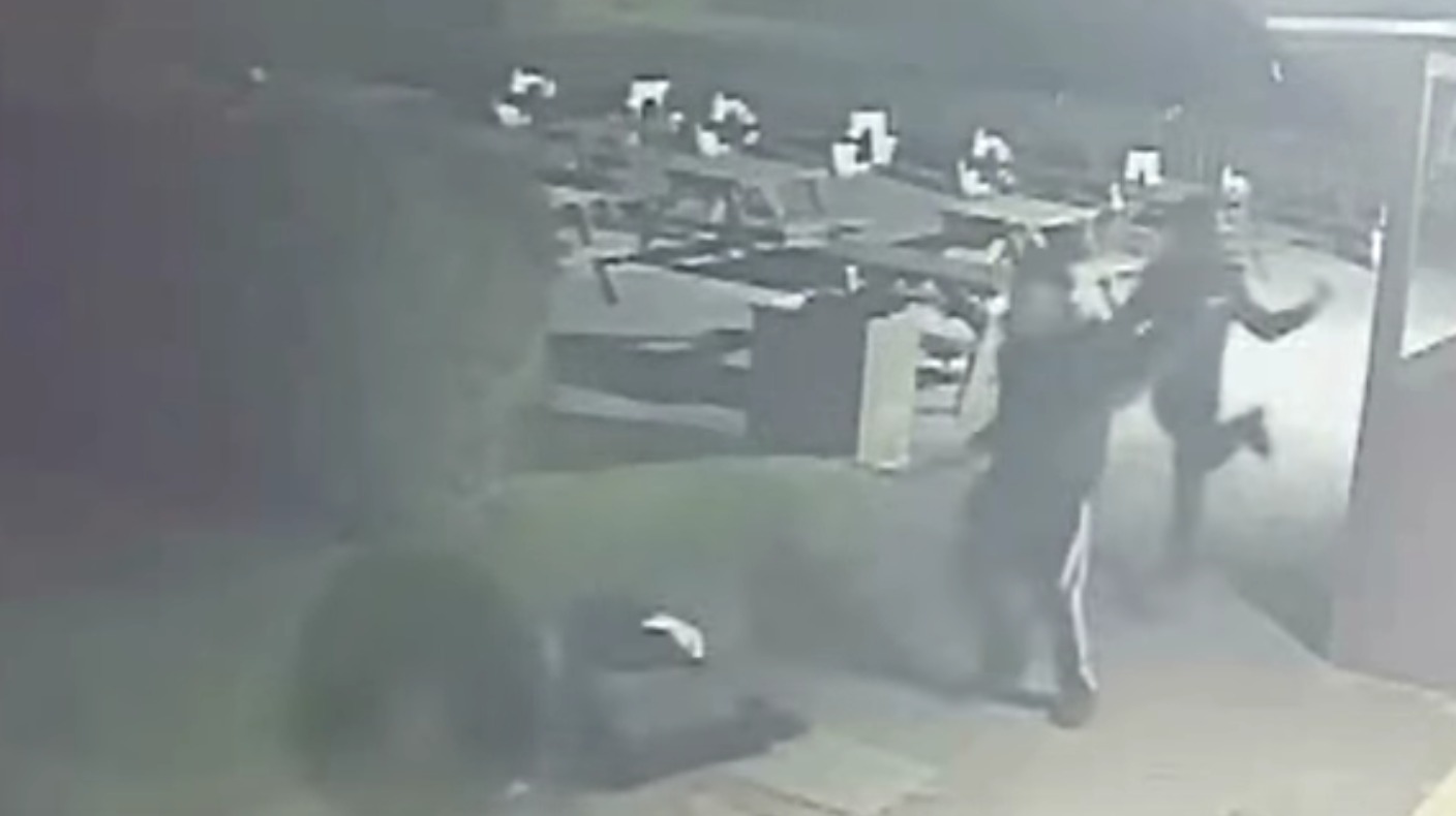 Police release footage of machete attack in appeal | ITV News Central