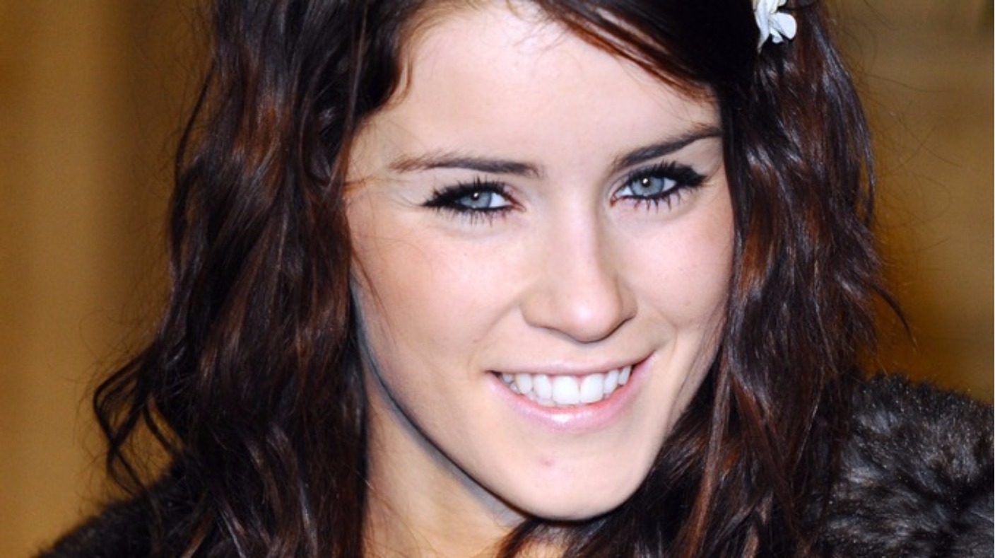 UK's Eurovision contender Lucie Jones 'is not thinking about Brexit ...