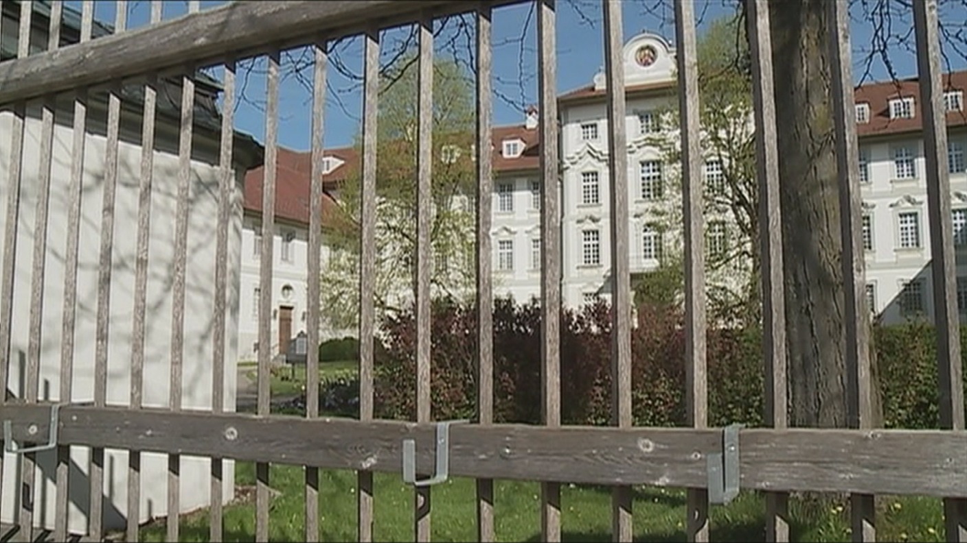 Islander describes being a child at German internment camp | ITV News ...