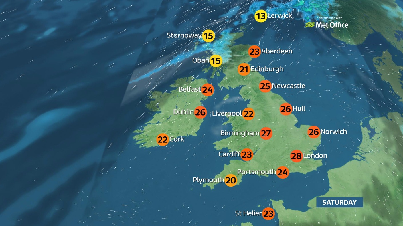 Sunny and very warm for most, cloudier in the northwest | ITV News