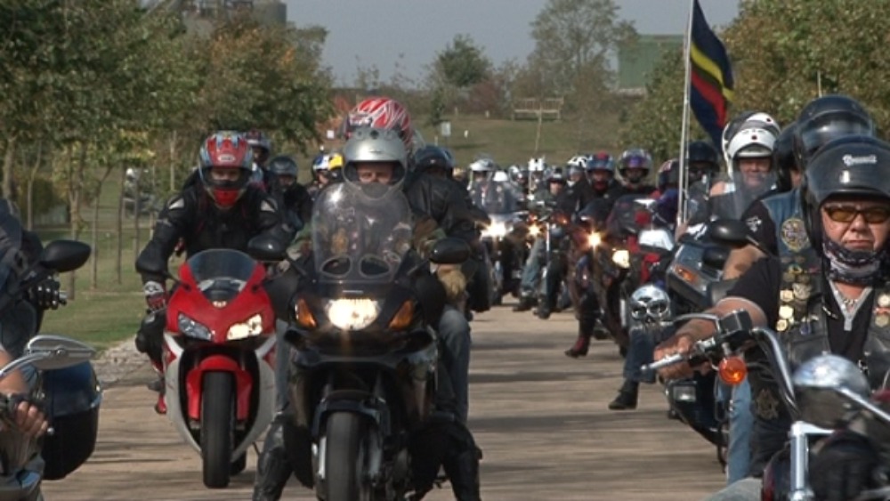 Bikers pay tribute to Armed Forces | ITV News Central