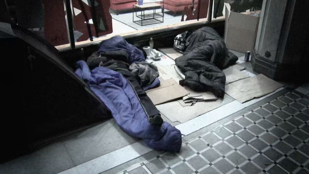 'It's terrible... I'm scared' - Rough sleepers face battle to survive ...