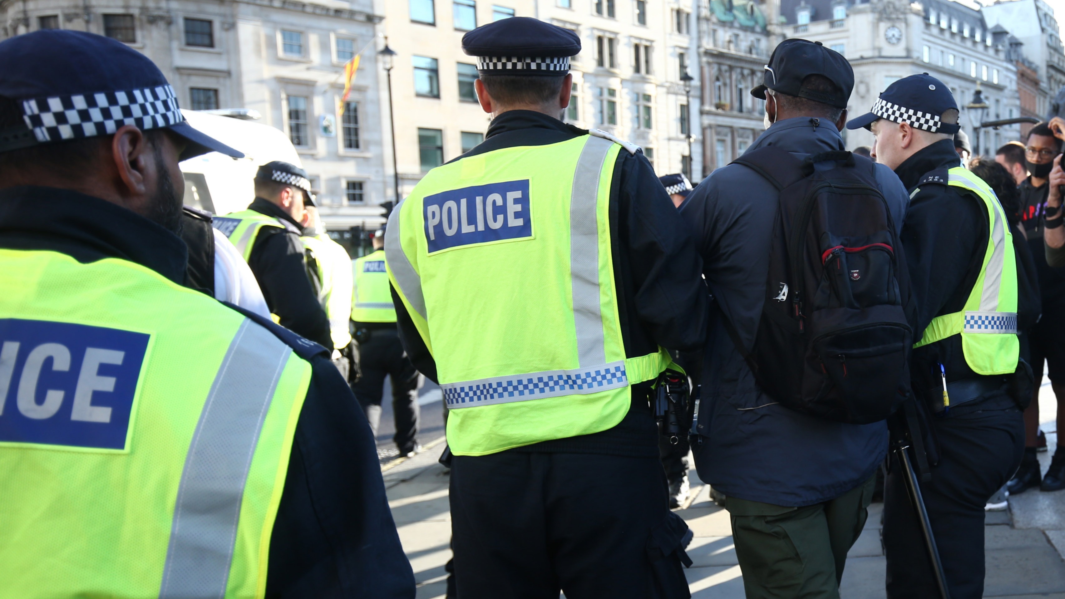 Black men 'stopped and searched by Met Police after fist-bump' | ITV ...