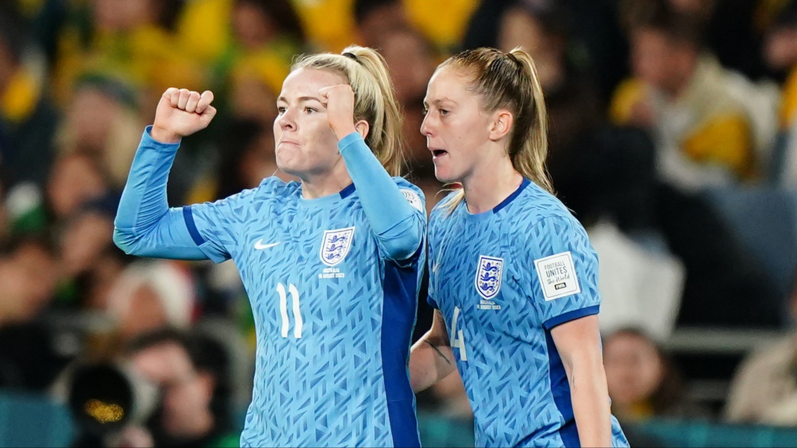 Watch England's goal-scoring Lioness Lauren Hemp dribble through boys ...