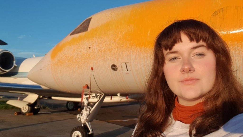 Just Stop Oil protesters who wanted to spray Taylor Swift's jet found ...