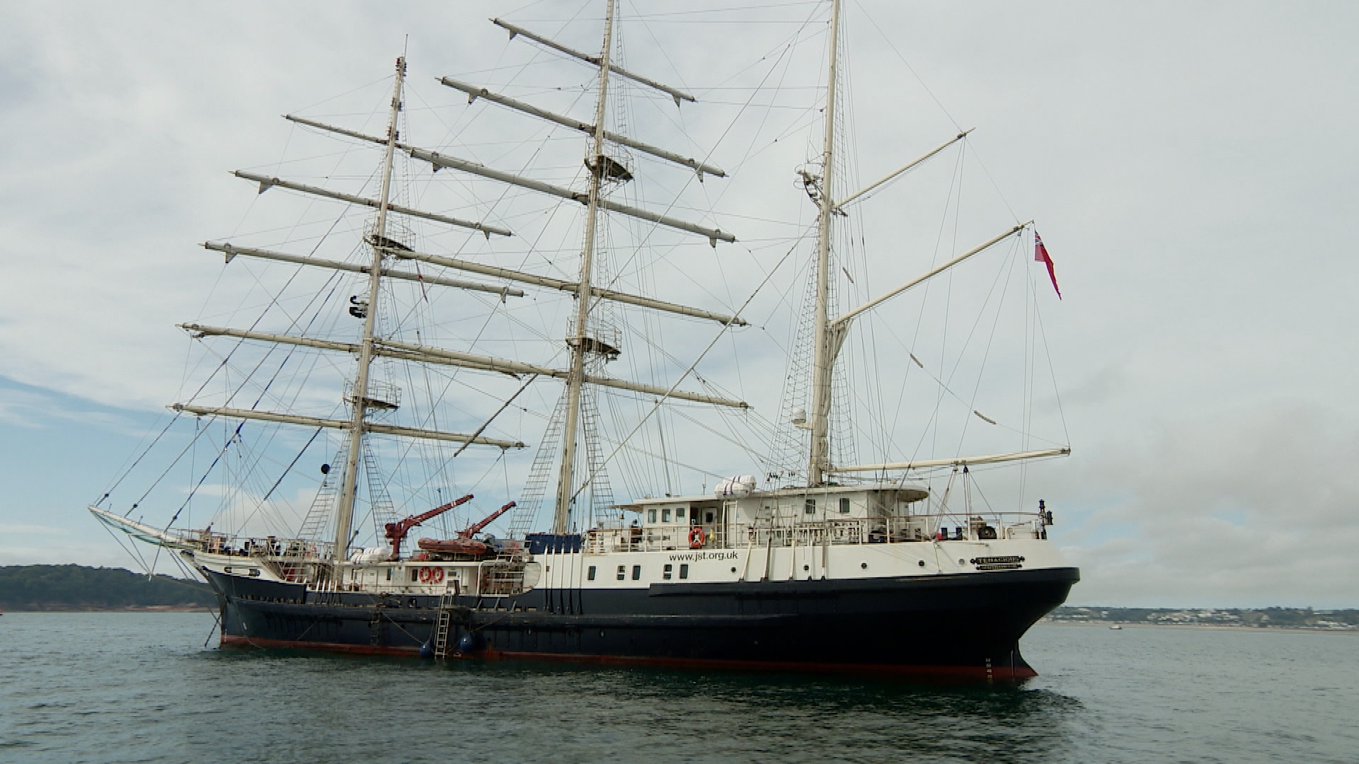 World's largest wooden tall ship arrives in Jersey | ITV News Channel