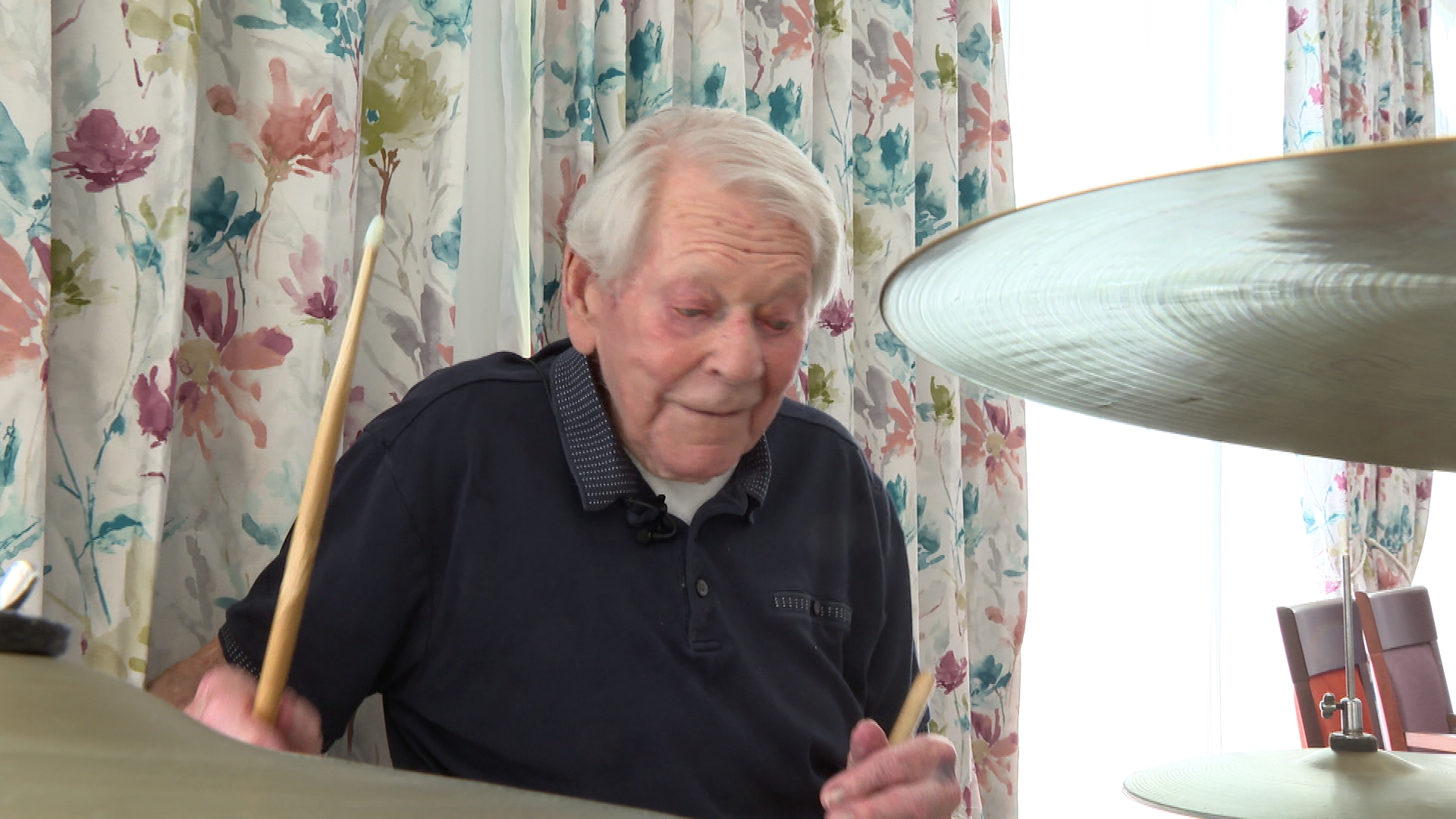 Man, 101, considered oldest drummer in Jersey and British Isles | ITV ...