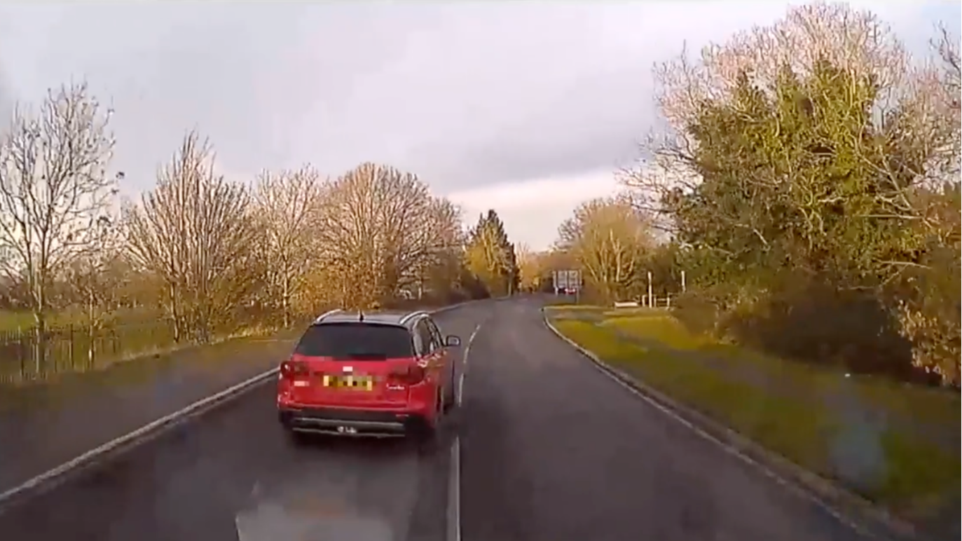 Driver repeatedly blocking ambulance in Reading is worst case 'ever ...