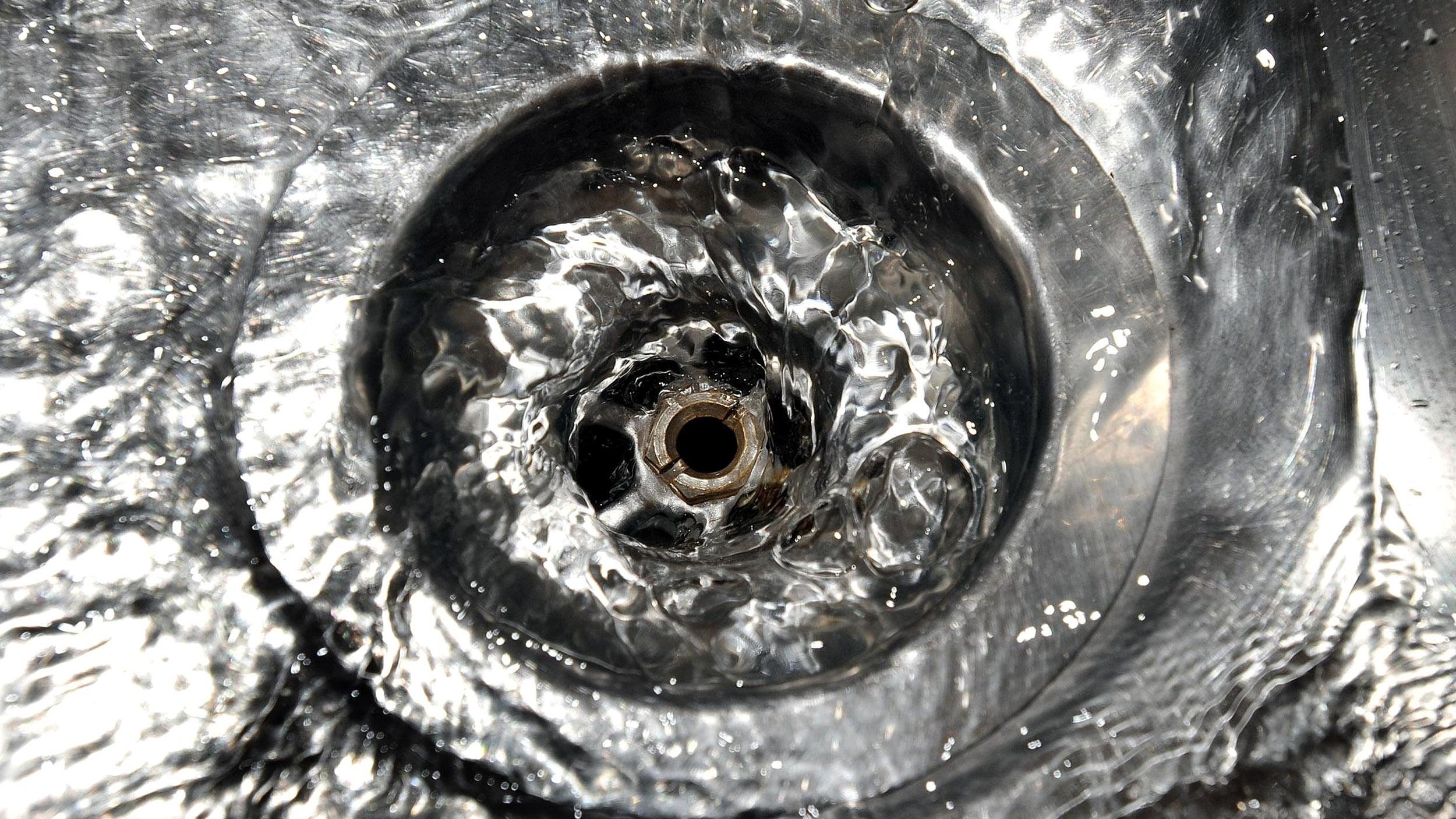 Threat to poison English water supply in 1990s taken seriously by ...