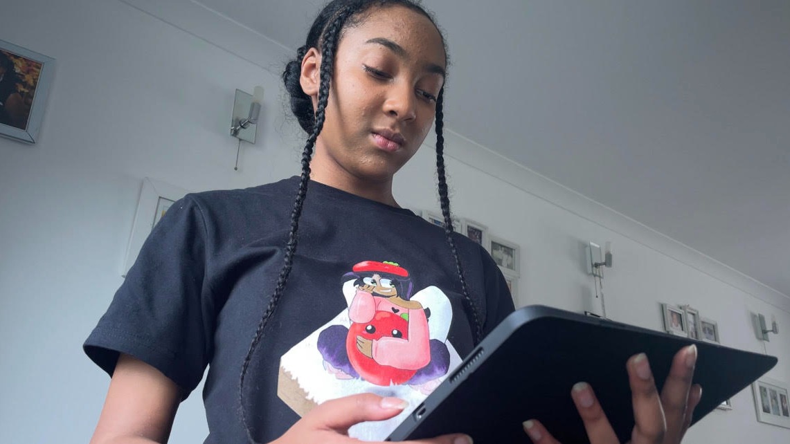 Schoolgirl animator from Southampton becomes an internet sensation ...