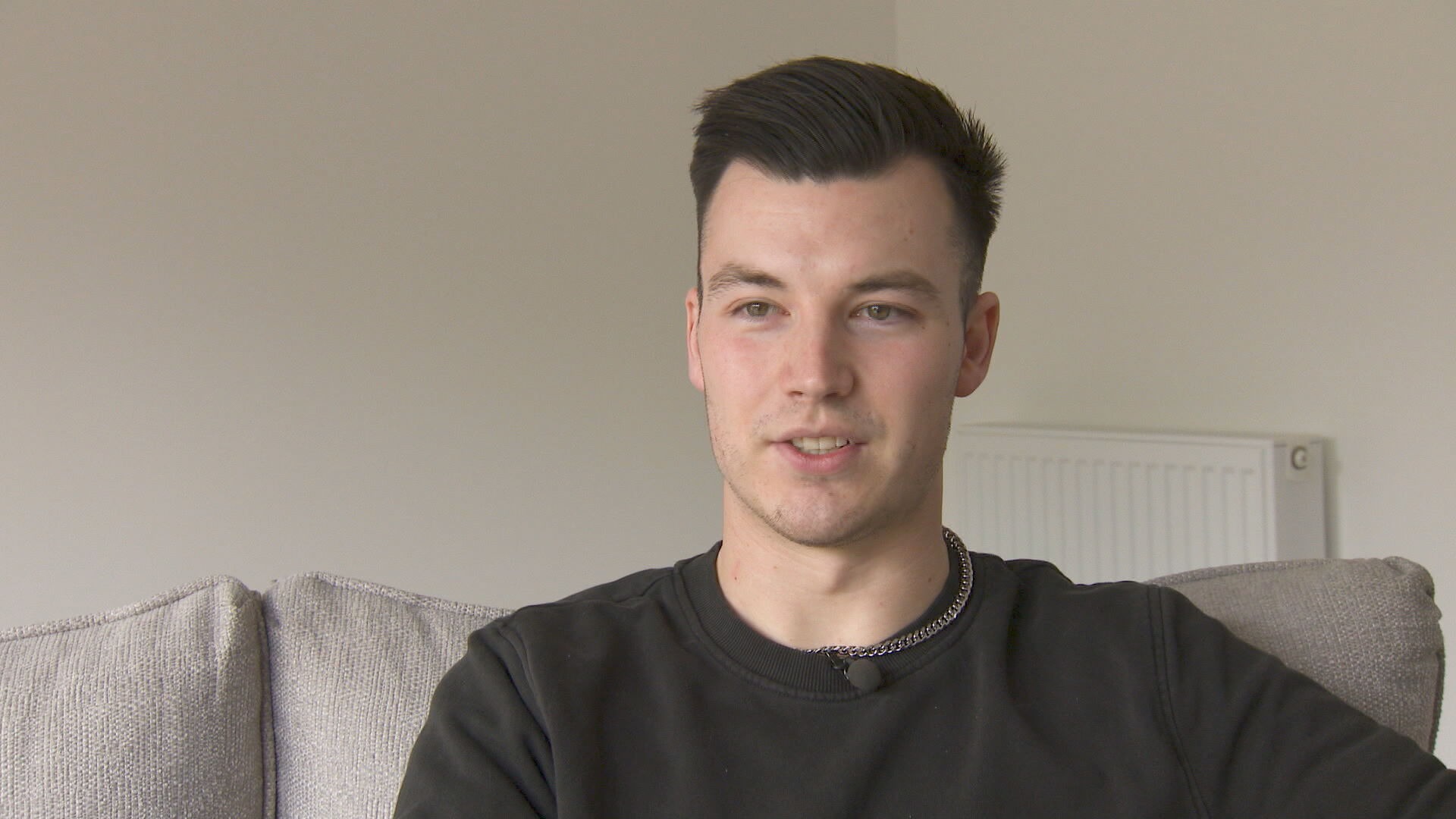 Swindon man who built up £25k of debt says gambling adverts are ...