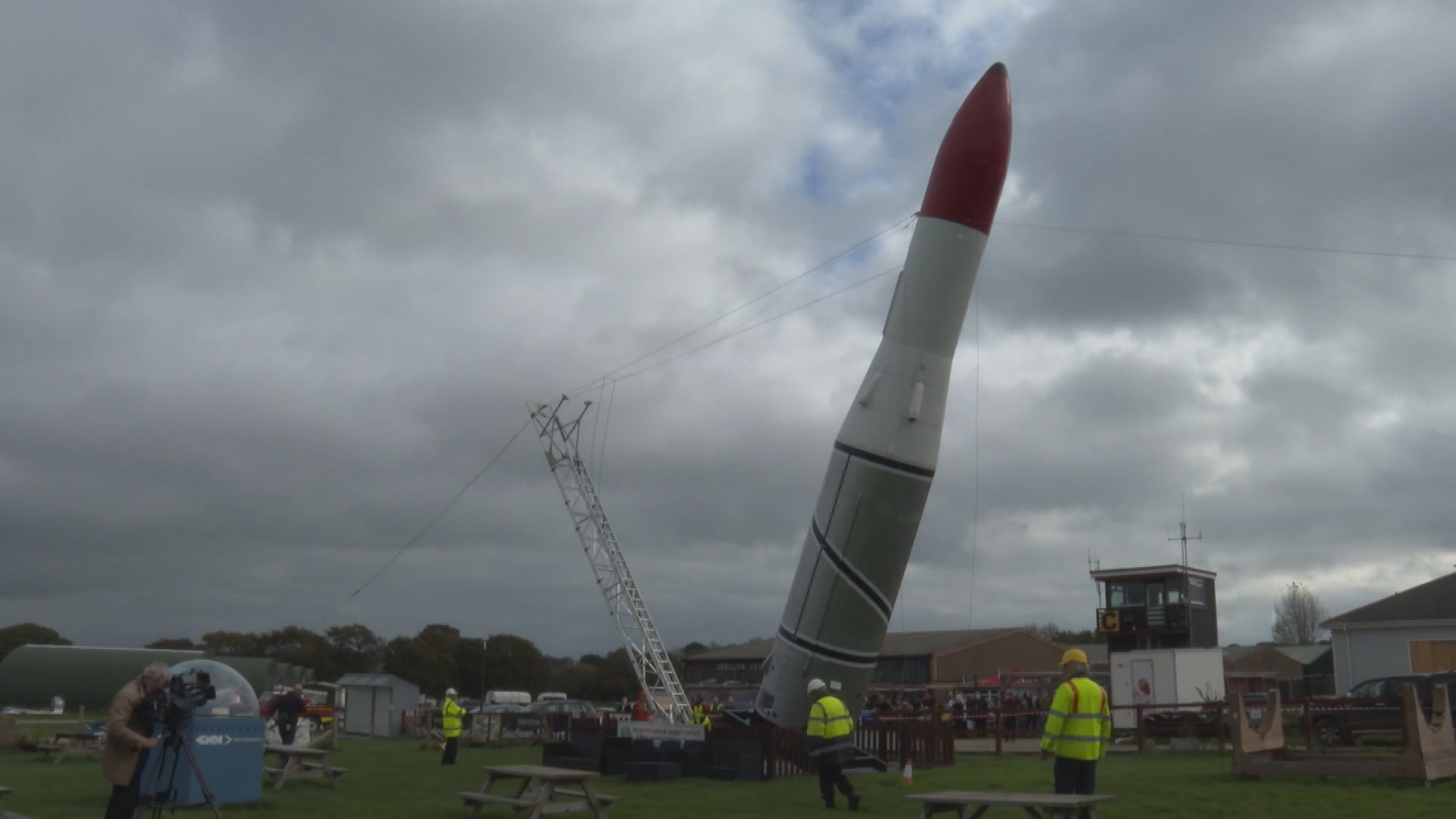 Replica 'Black Arrow' rocket constructed in Sandown 50 years after ...