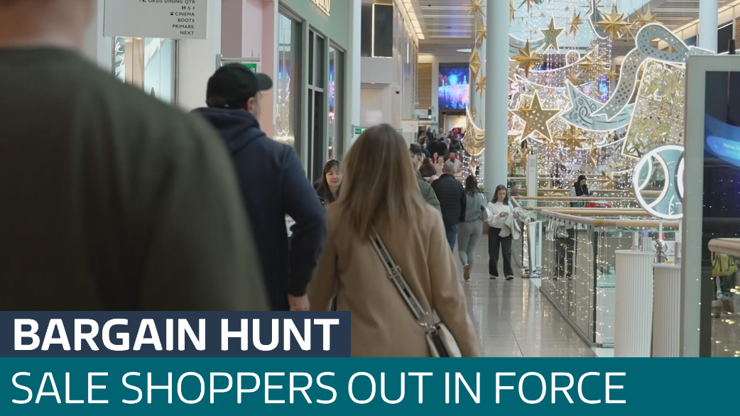 Shoppers in Sheffield flock to grab a post-Christmas bargain - Latest ...