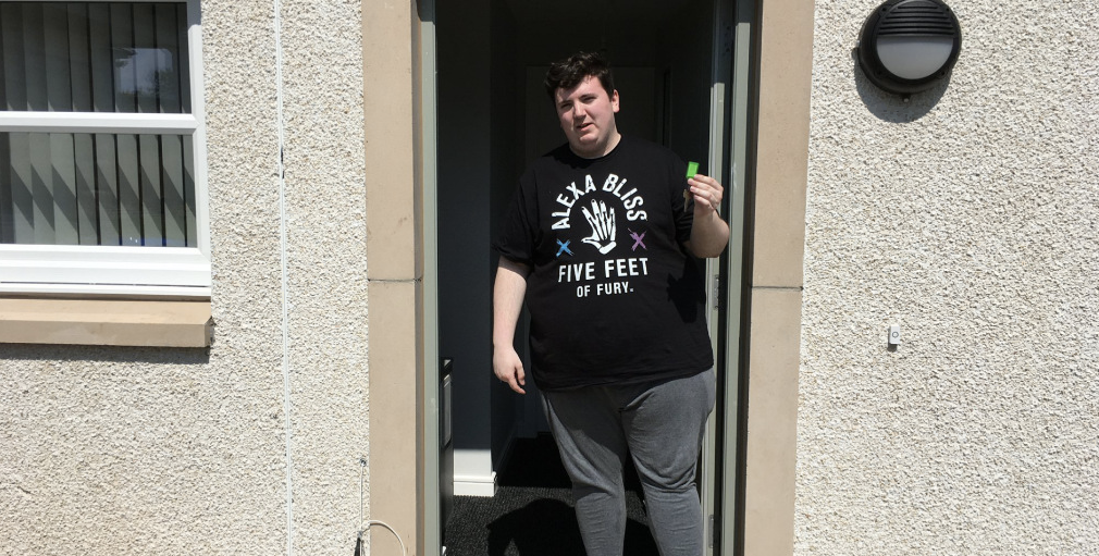 A new start for the man rescued from lockdown loneliness by a kind ...