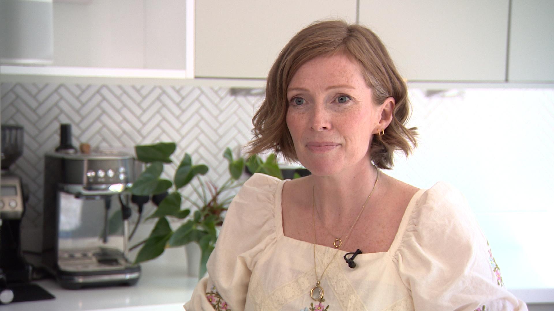 Manchester Mum who felt like 'insides were falling out' opens up ...