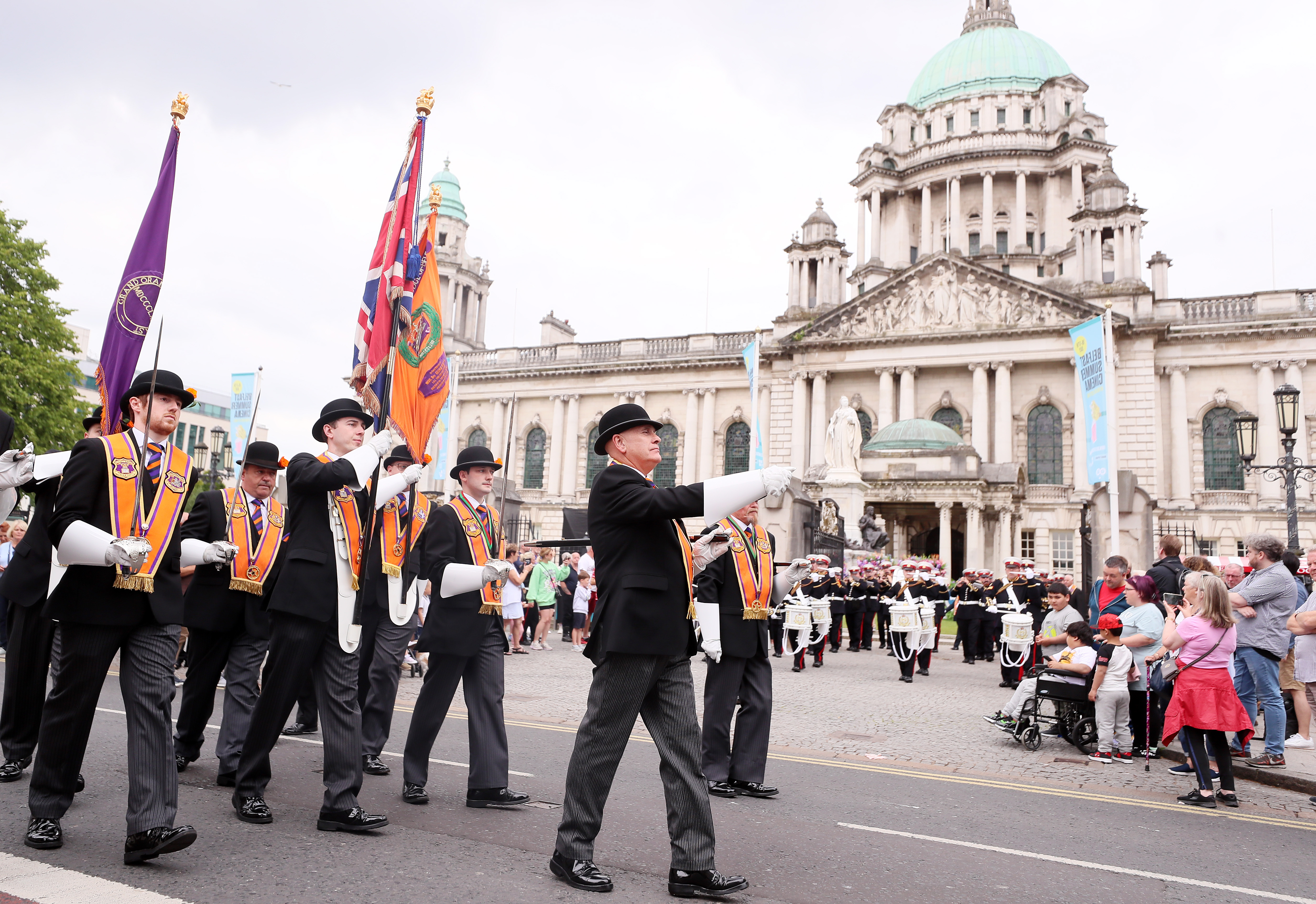 Twelfth 2022 Belfast: Thousands take part and line streets for Northern ...