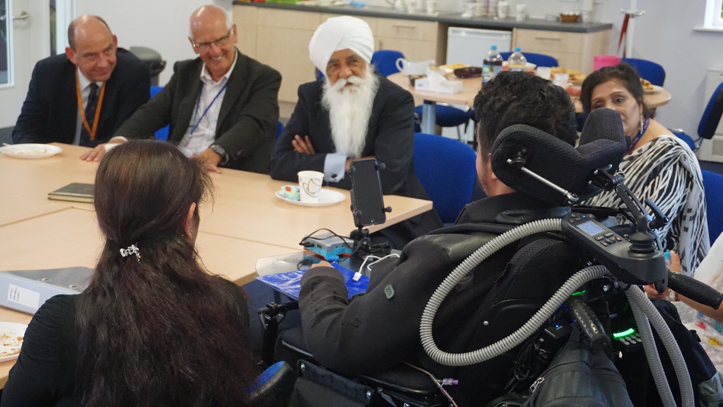 Sikh community leader visits children's hospice | ITV News Central