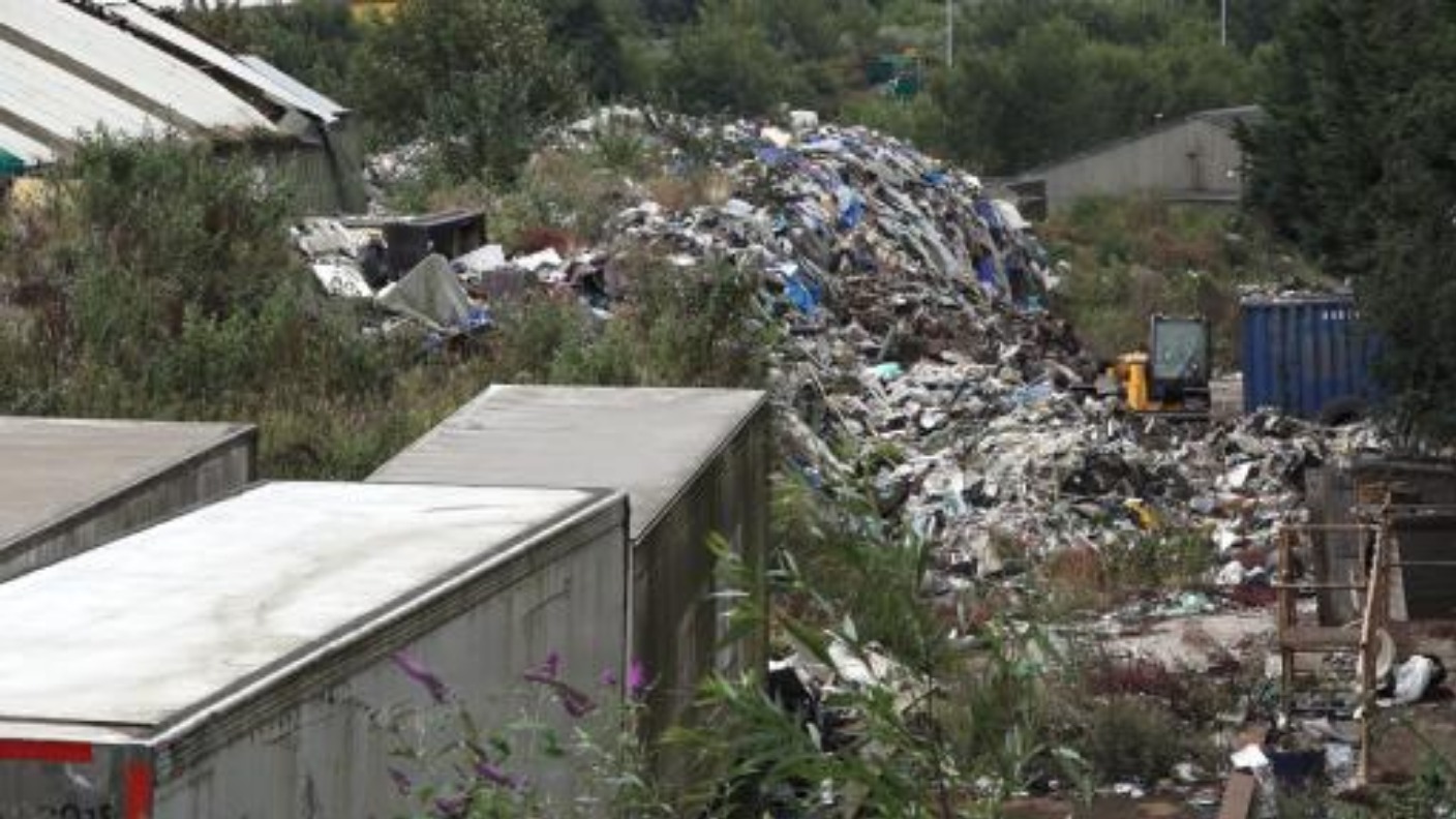 "It's a complete disgrace": Anger over 2,000 ton mountain of waste ...