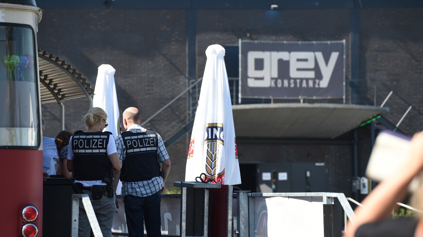 Two dead in German nightclub shooting | ITV News