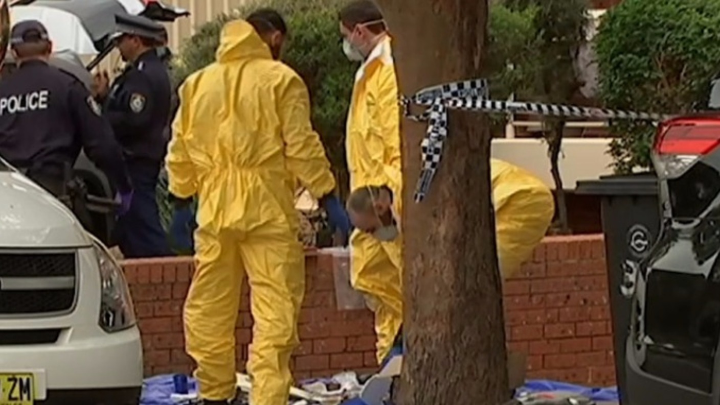 Islamic State directed Australia plane bomb plot, police say | ITV News