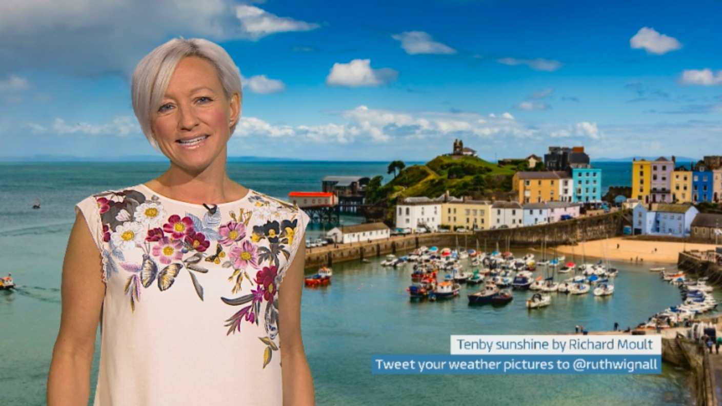 Wales Weather: Summer sunshine! | ITV News Wales