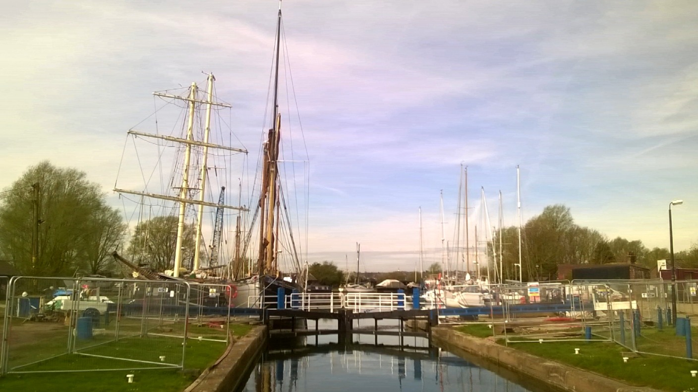 Work on new sea lock gates in Essex due to begin | ITV News Anglia