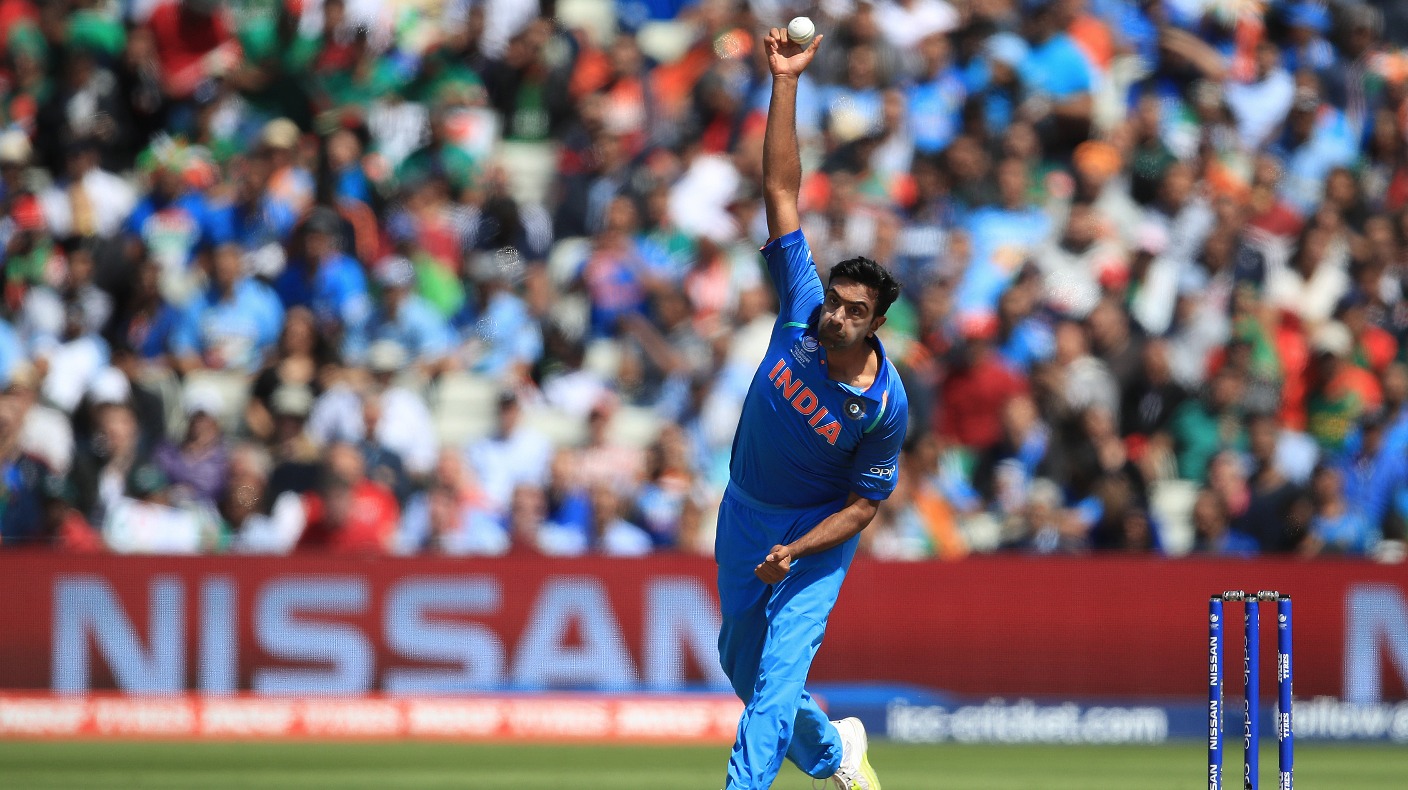 India spinner Ravichandran Ashwin signs for Worcestershire | ITV News ...