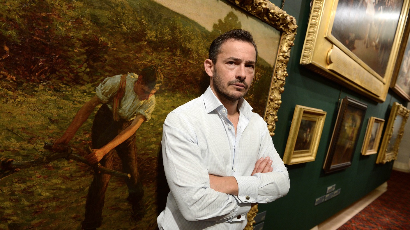 Critic Giles Coren calls Plymouth locals 'tattooed fatties' | ITV News ...