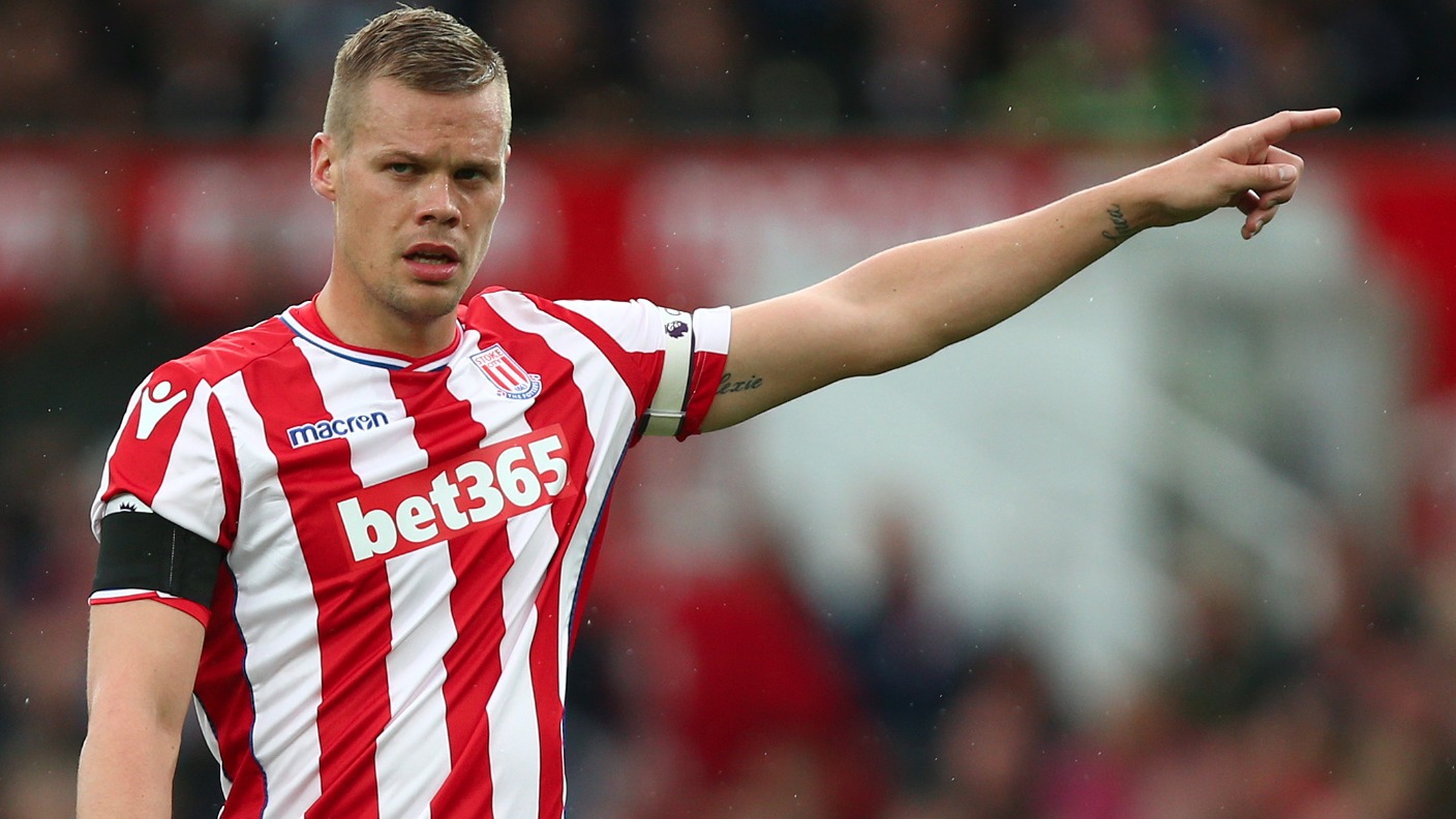 Premier League team news: Stoke City vs Manchester United | ITV News