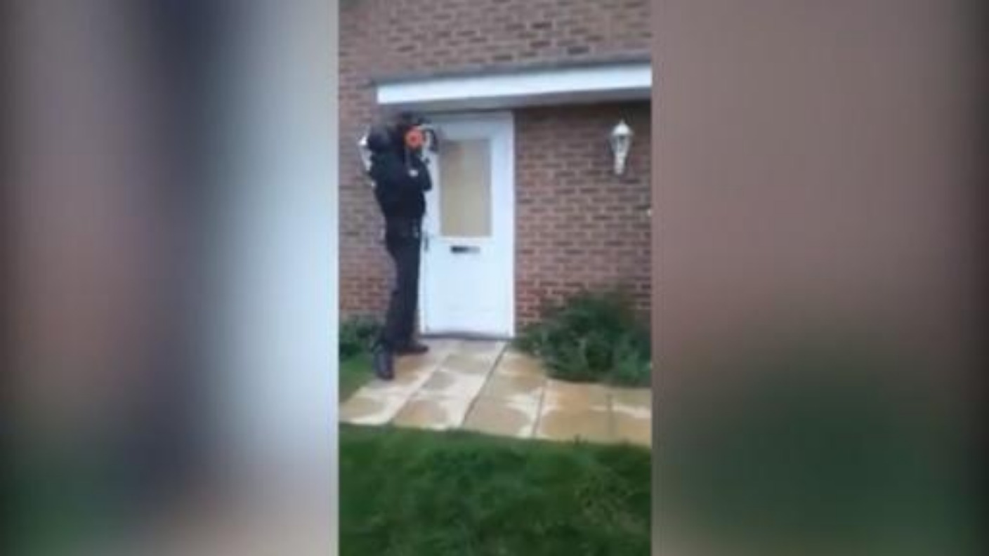 Police Use Chainsaw To Break Through Front Door Of House Itv News Central