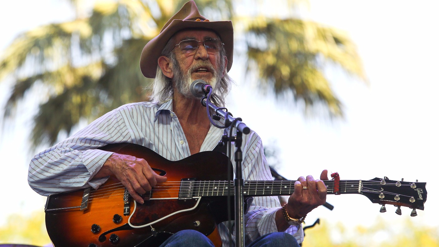 Country star Don Williams, 78, dies | ITV News