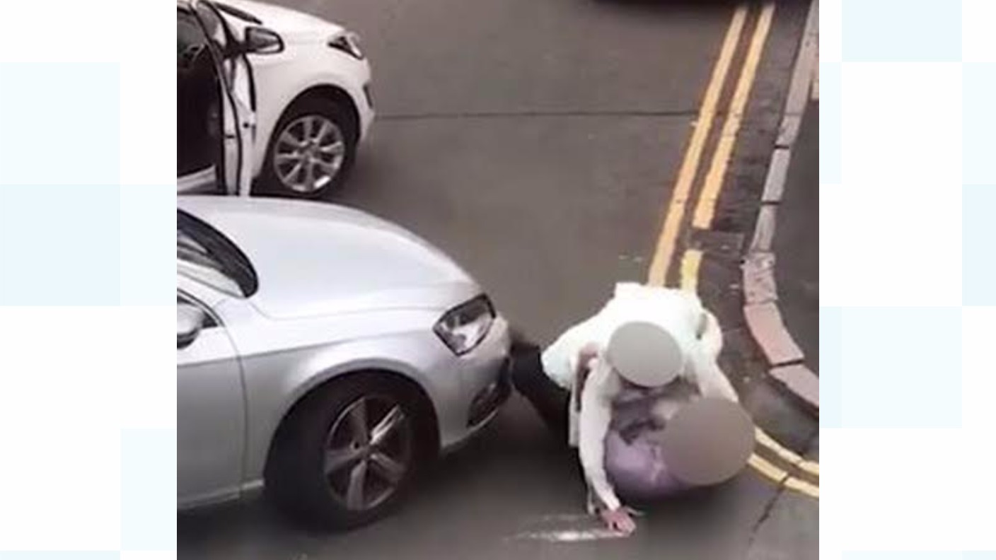 CCTV catches city centre 'road-rage' fist-fight | ITV News Central