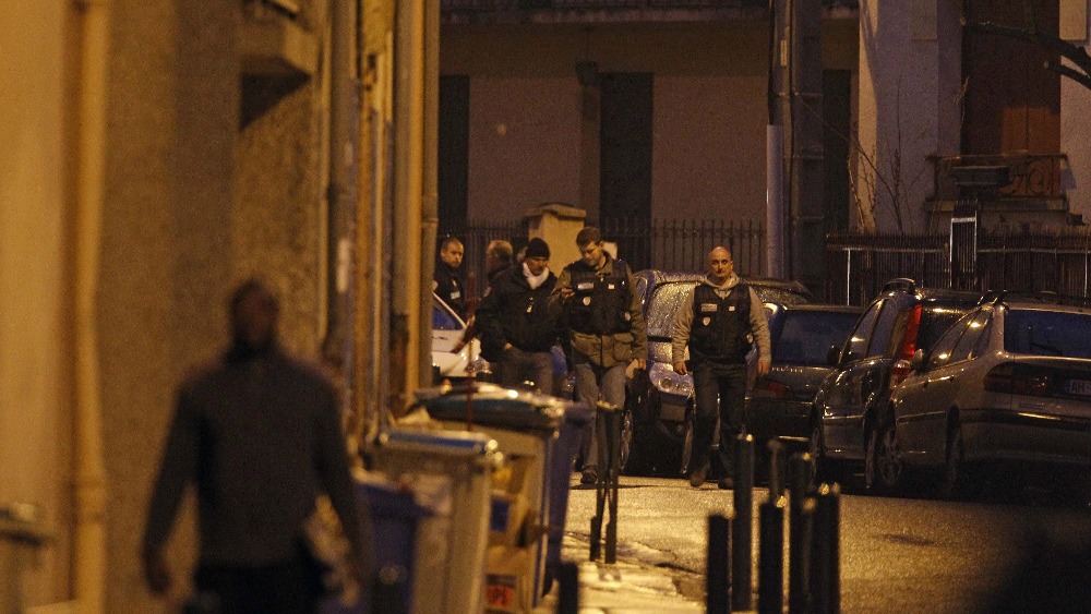 Explosions and gunshots at Toulouse siege | ITV News