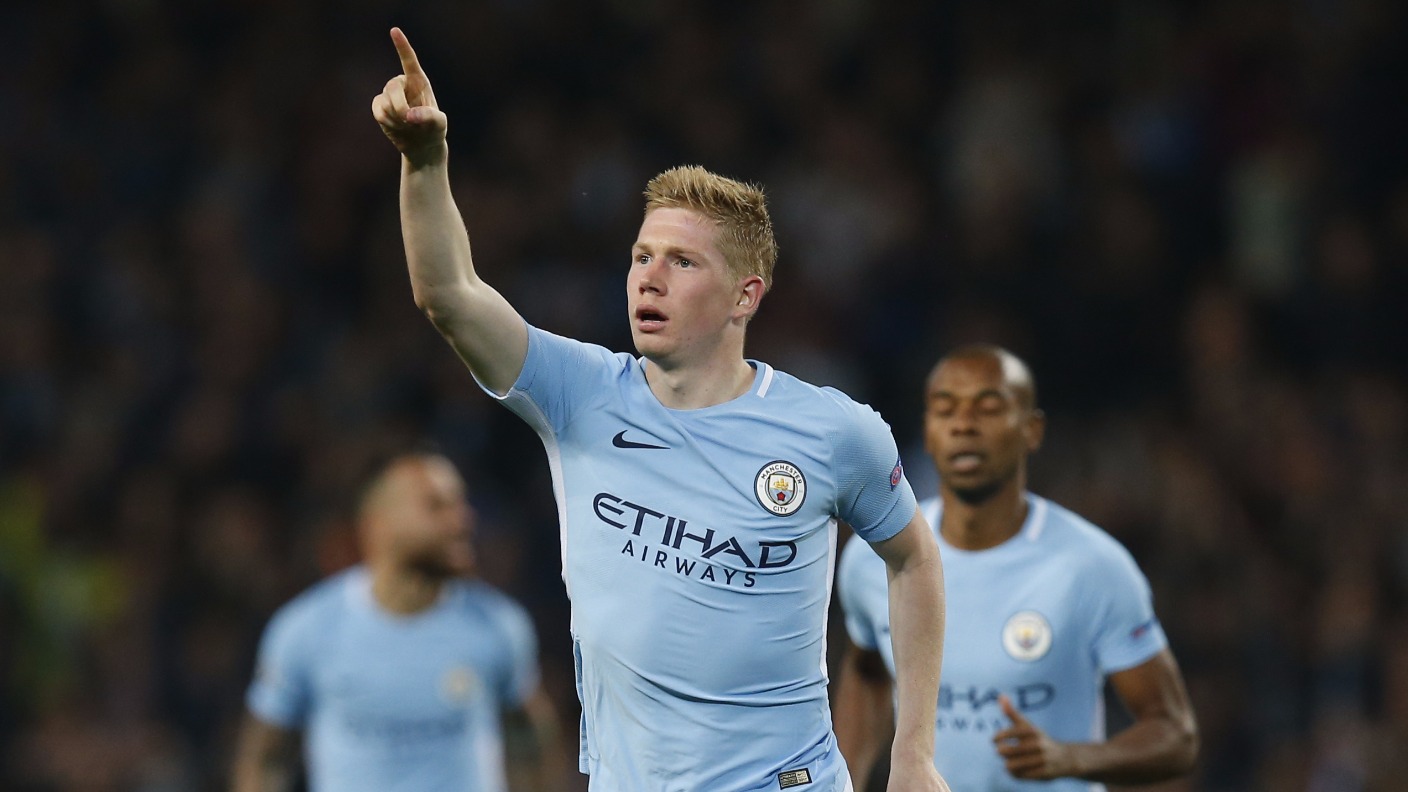 Kevin De Bruyne is in no rush to sign a new contract with Manchester ...