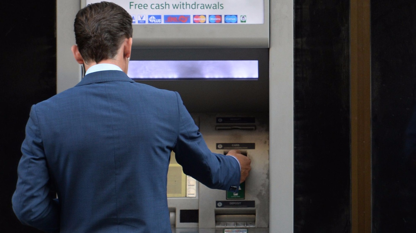 Number of free-to-use cash machines could be cut | ITV News