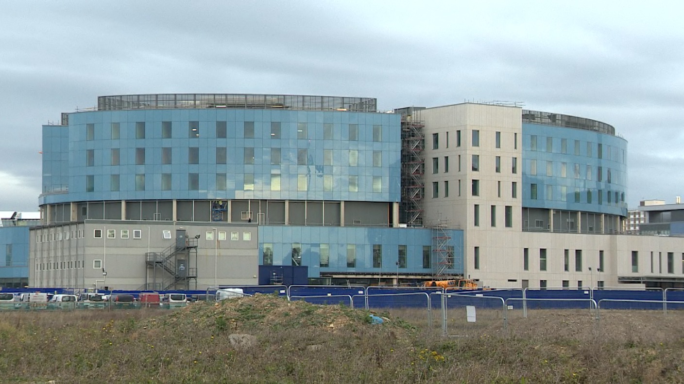 Papworth Hospital: Building on track but still recruiting staff | ITV ...