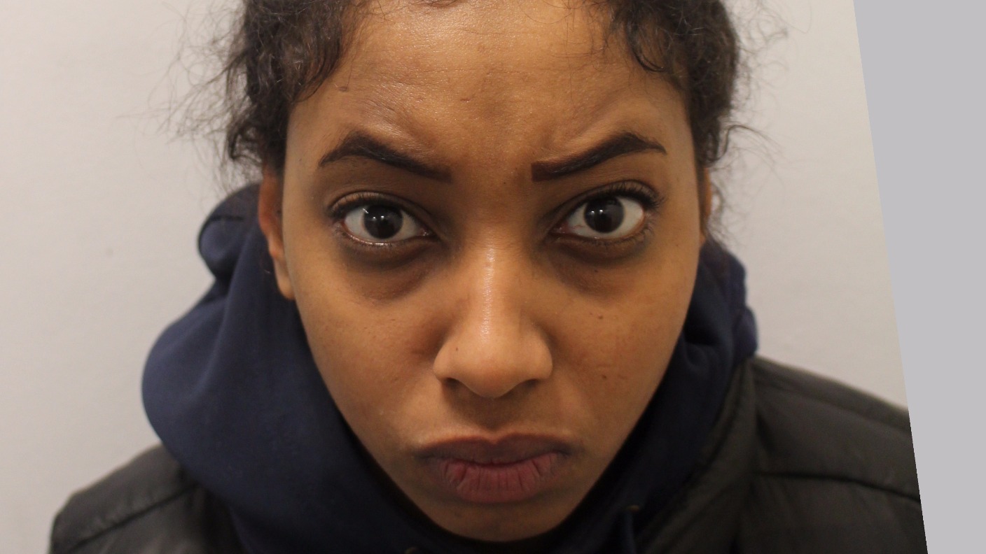 Teen moped gang jailed after stealing phones, wallets, handbags and ...