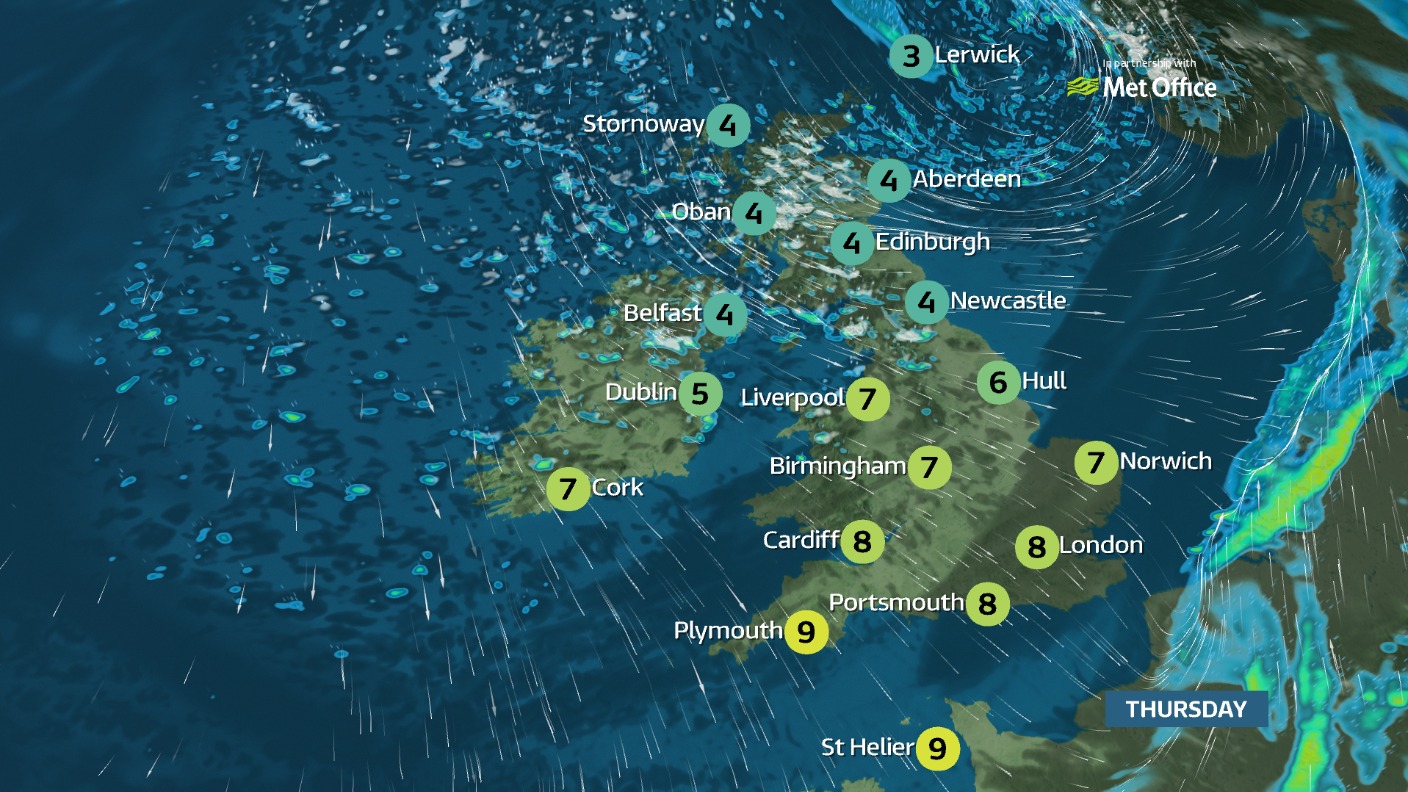 Weather: Storm force winds across Scotland combined with frequent snow ...